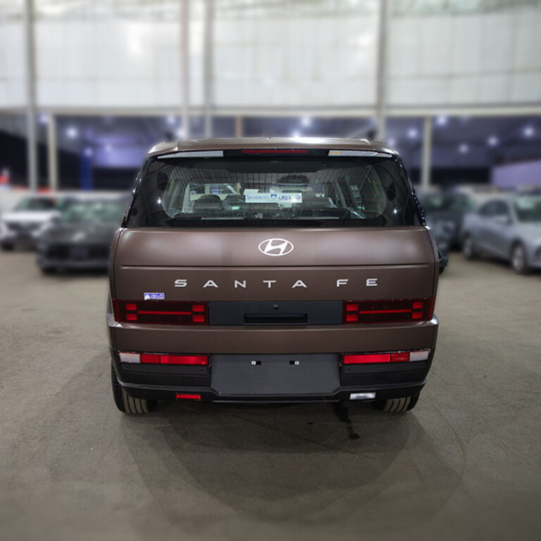 Hyundai Santa Fe Smart 2024 - Shadwan International